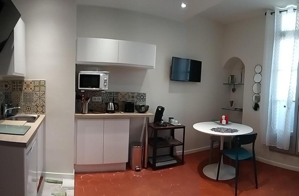 STUDIO MARIE LOUISE - Hébergements locatifs Meublés et ch hôtes ...